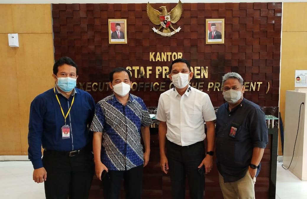 PP PEWARNA INDONESIA DISKUSI TERBATAS DENGAN DEPUTI II KEPALA STAF ...